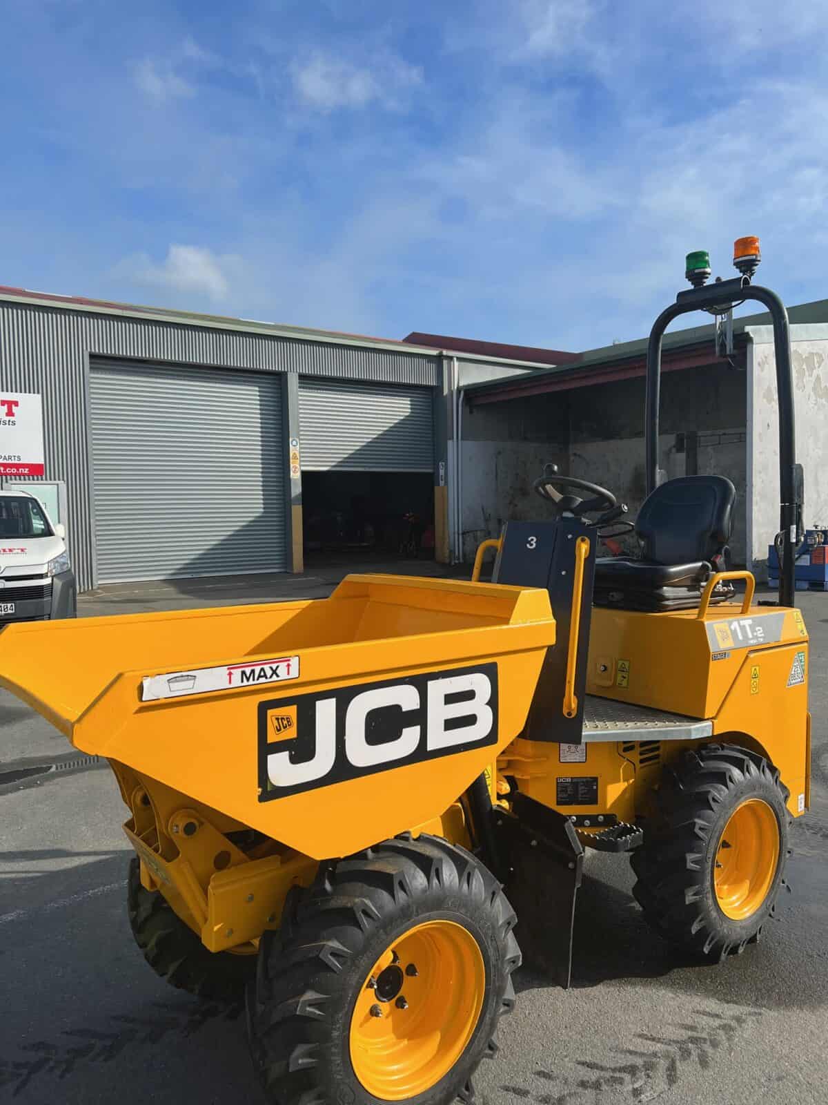 JCB 1T-2S5 Site Dumper - Telelift