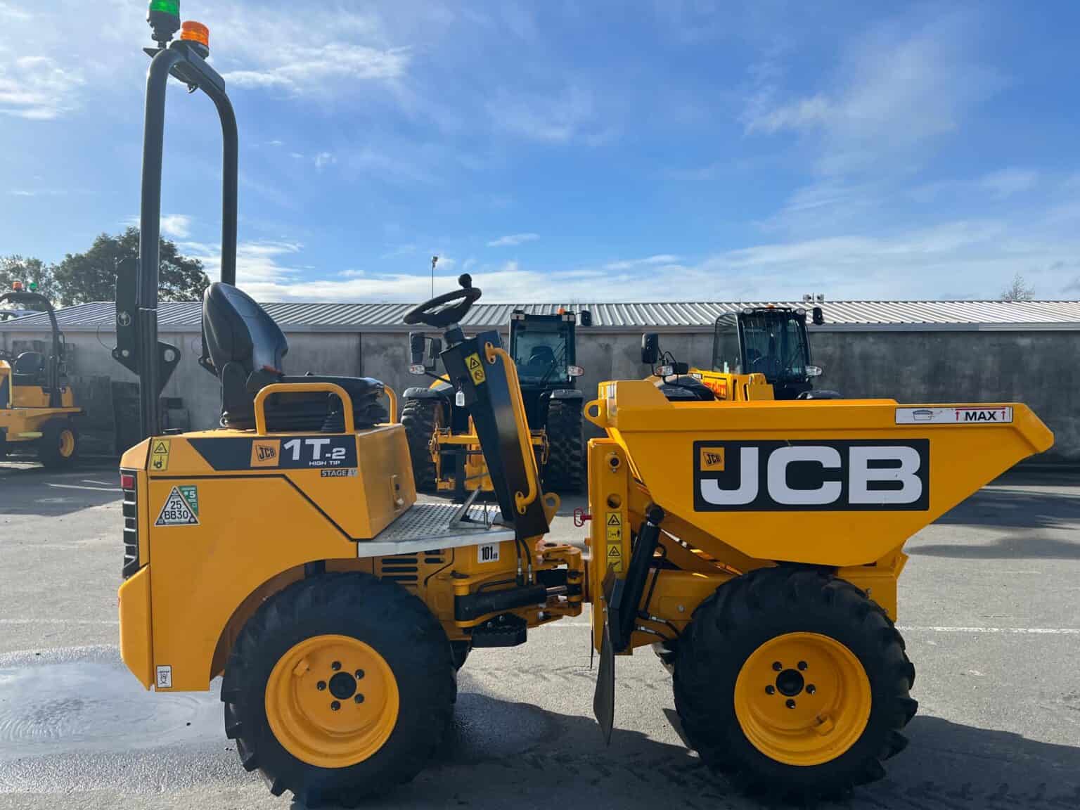 JCB 1T-2S5 Site Dumper - Telelift